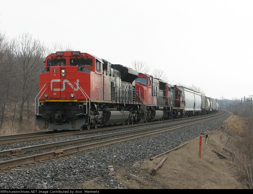 CN 8842 at Mile 260 Kingston Sub